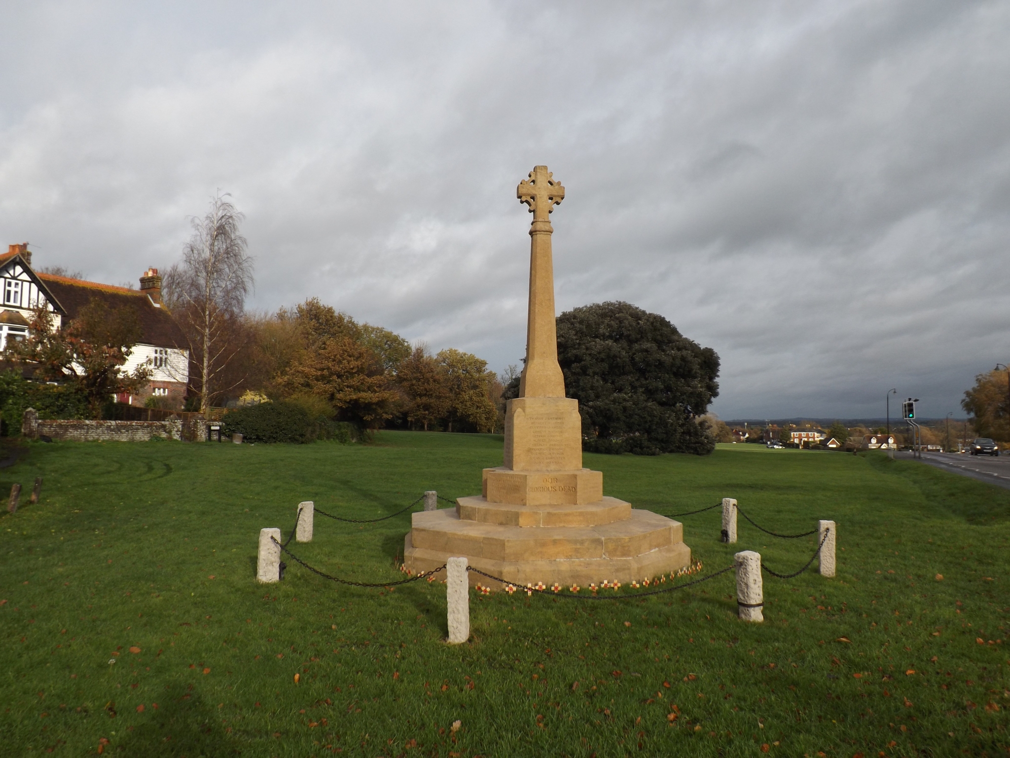 RINGMER VILLAGE - War Memorials Online